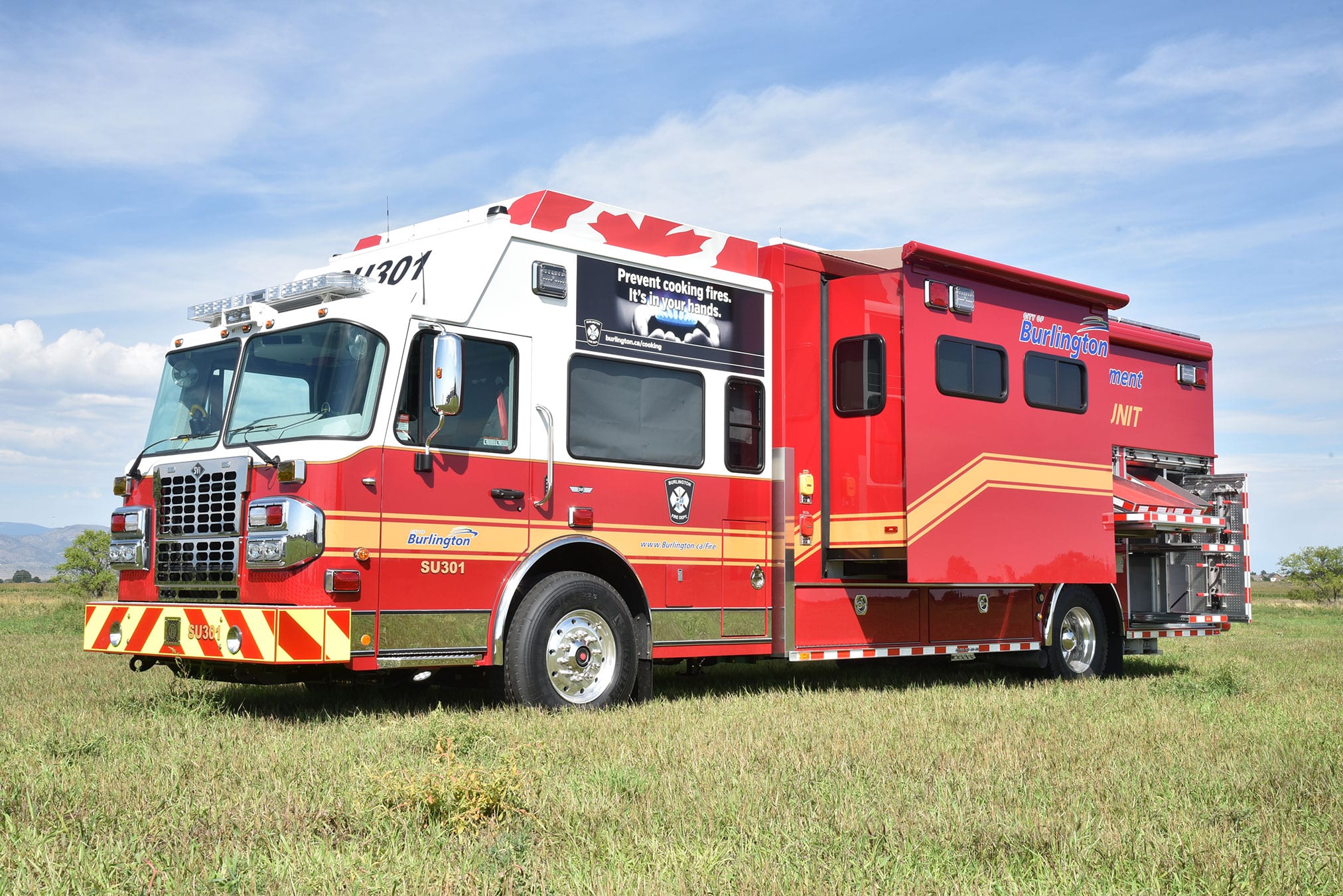 Burlington, ON Fire Department Mobile Command Center #986 - SVI Trucks